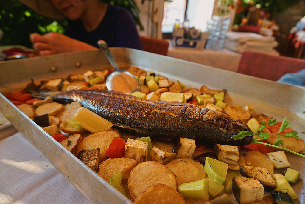 BEST SEAFOOD IN PIRAT, PIRAN – EAT SOME CHOI